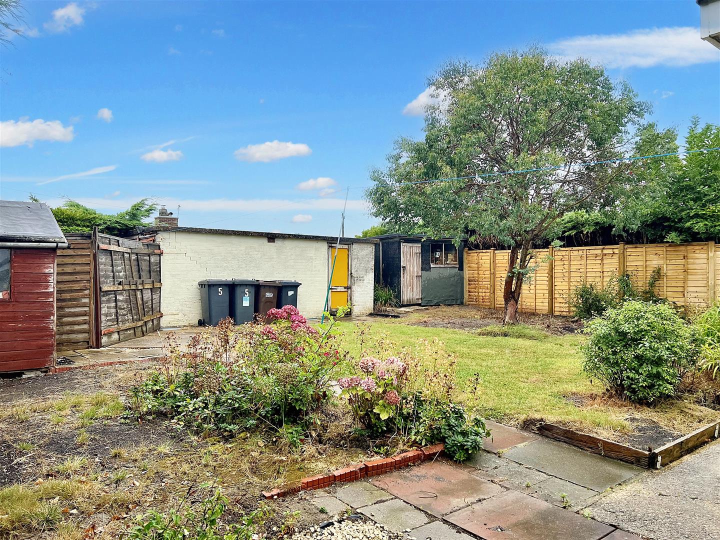 Property Details for The Square, Pevensey Bay, Pevensey - Town Property ...